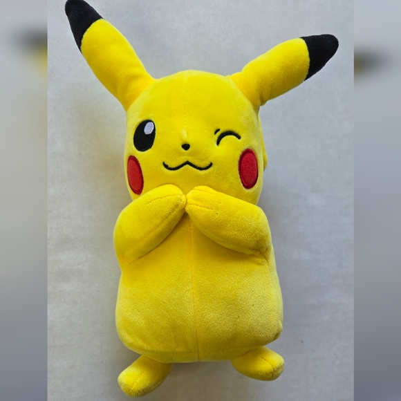 Pokemon | Toys | Pokemon 8 Pickachu | Poshmark